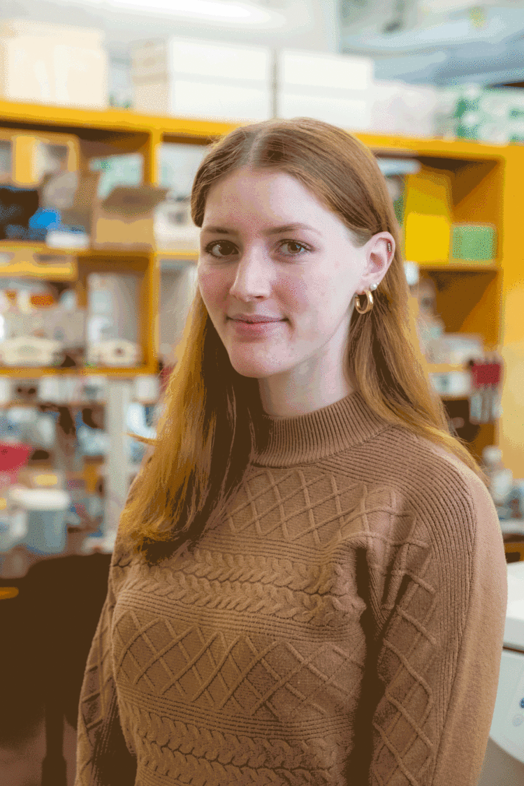 Mary Whelan, '25 | BROOKS LAB